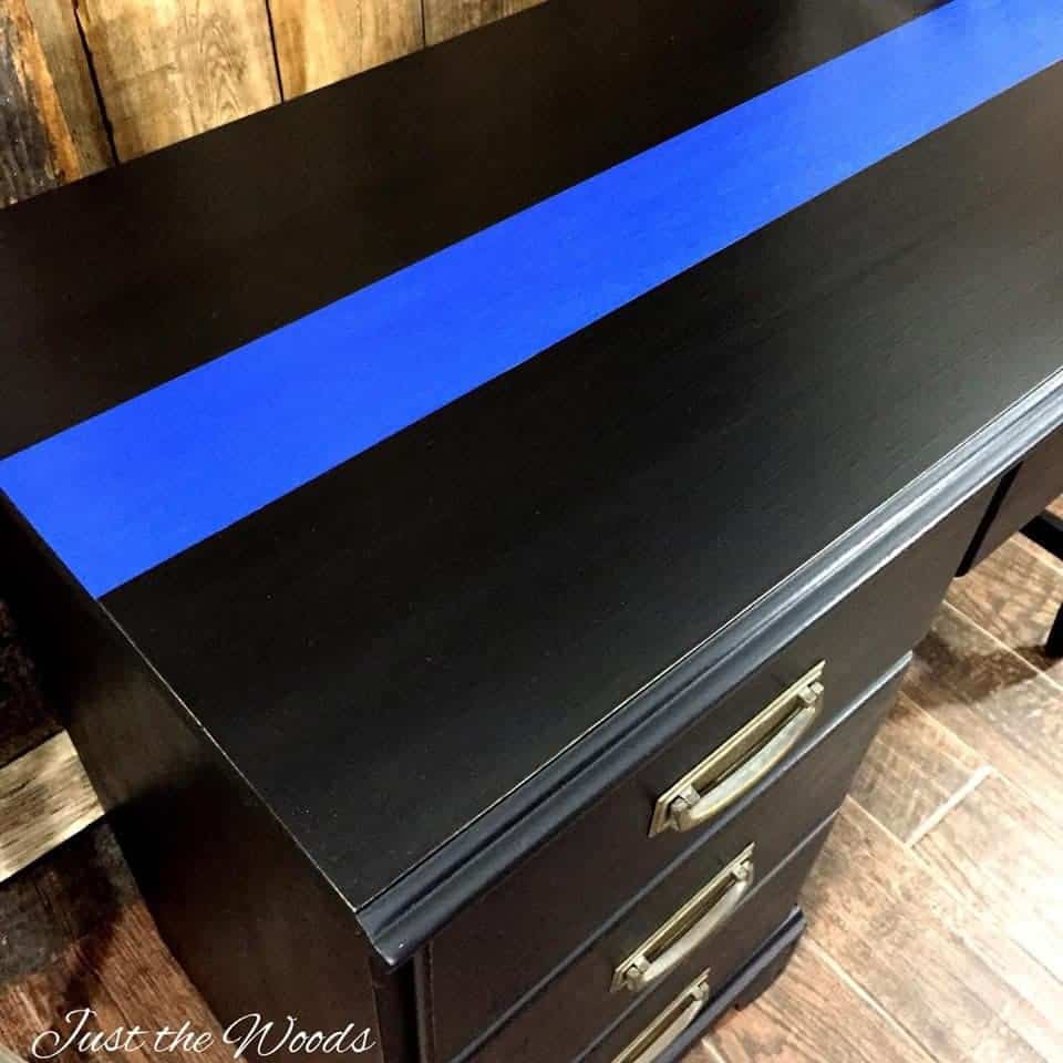 How to get Crisp Paint Lines When Painting Furniture