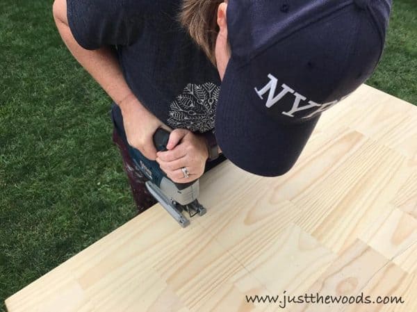 How to Build a New Table Top for Old Furniture by Just the Woods