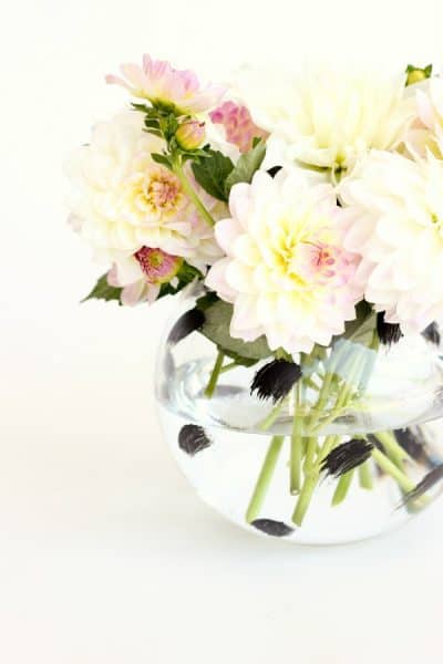 20 Creative DIY Vases for Decorating your Home on a Budget