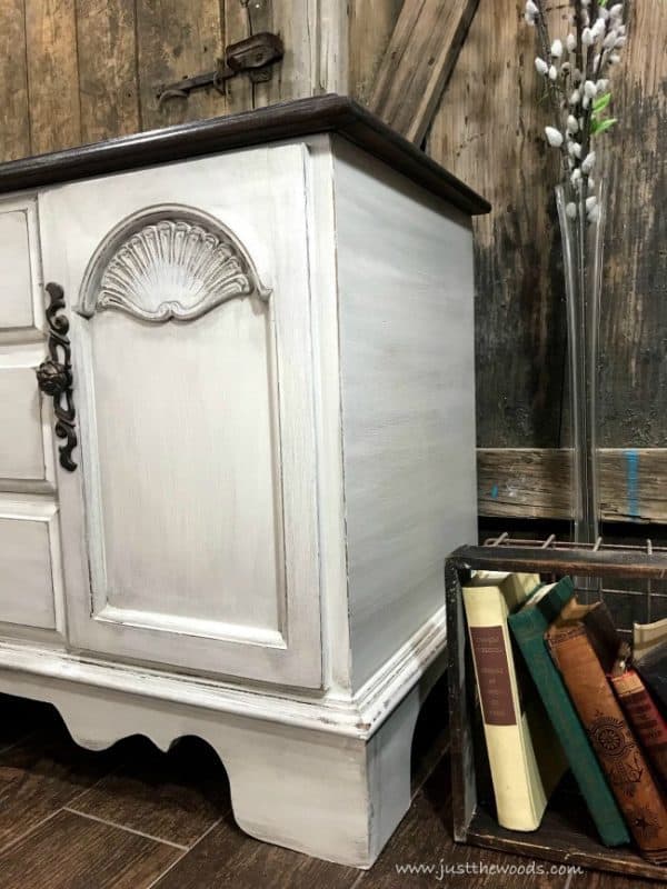 How to Give Your Lane Cedar Chest a Fabulous Farmhouse Finish