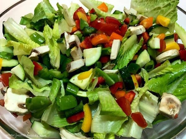 How to Make the Ultimate Healthy Garden Salad that Tastes Great