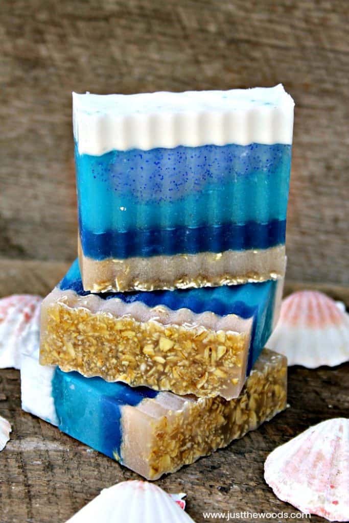 How to Make Beach Inspired Layered DIY Soap Bars