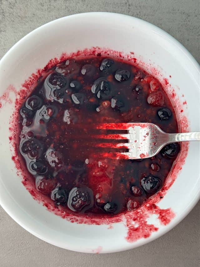 Healthy Berry Oat Muffins Recipe