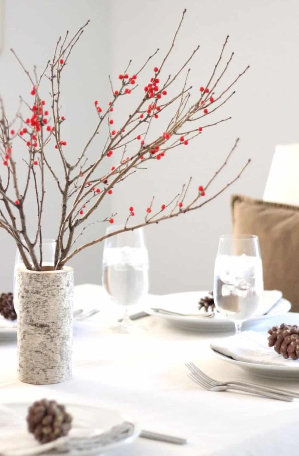 20 Creative DIY Vases for Decorating your Home on a Budget