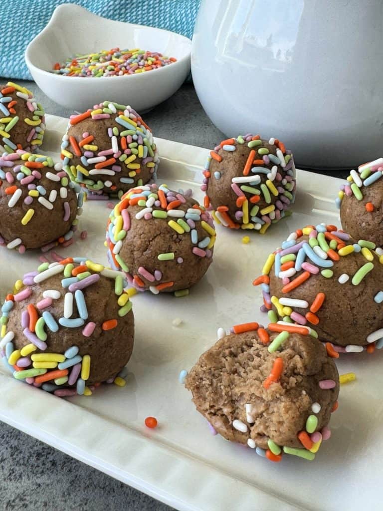 Funfetti Energy Balls - a No-Bake Healthy Snack
