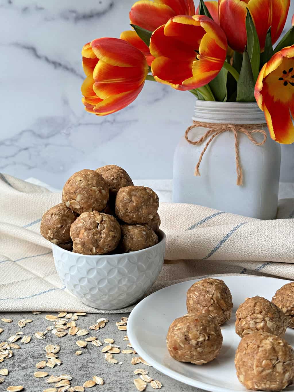 Oatmeal Peanut Butter Balls Recipe with Vanilla Protein