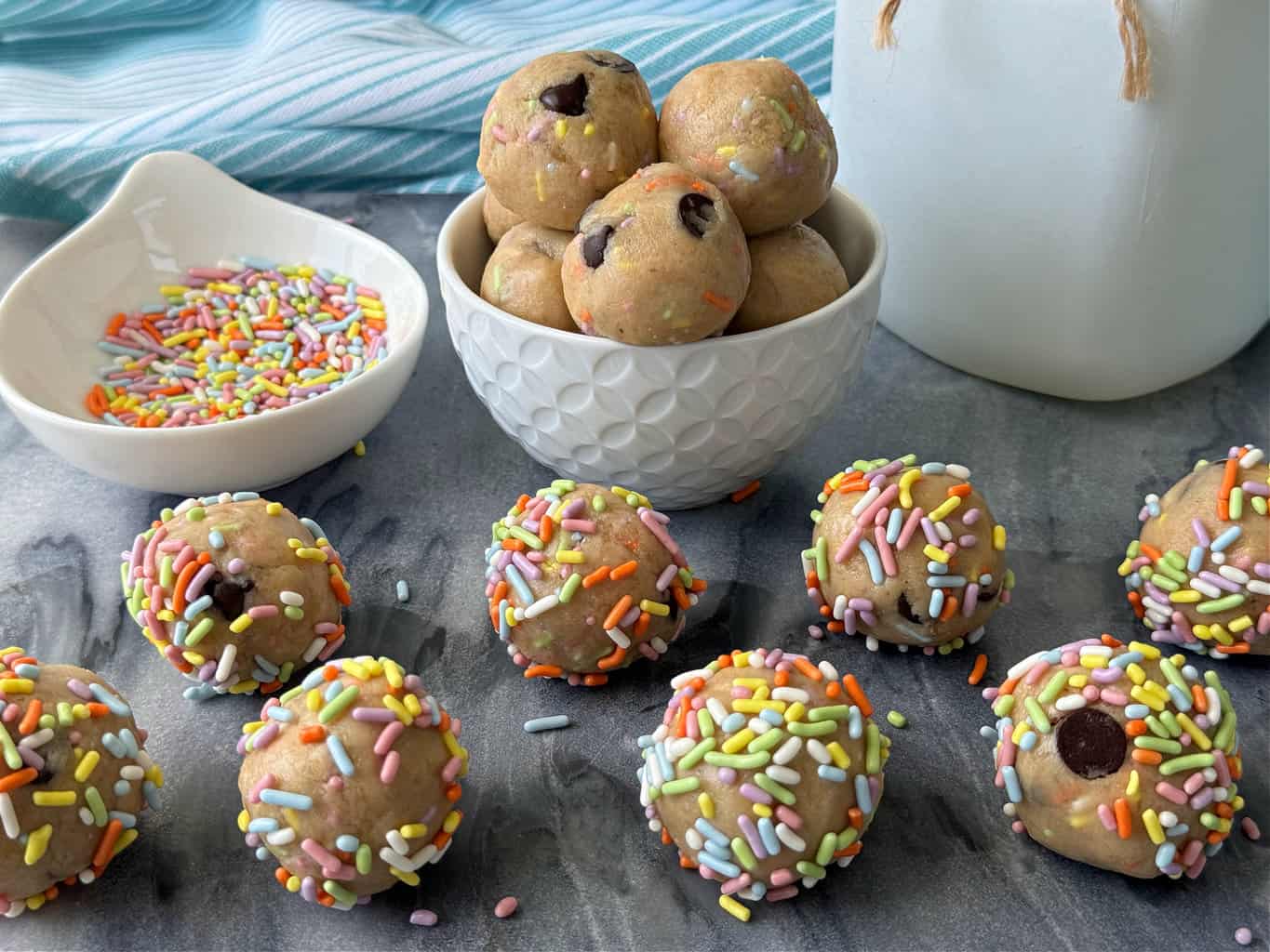 30+ Easy Healthy Protein Balls and Snack Bites