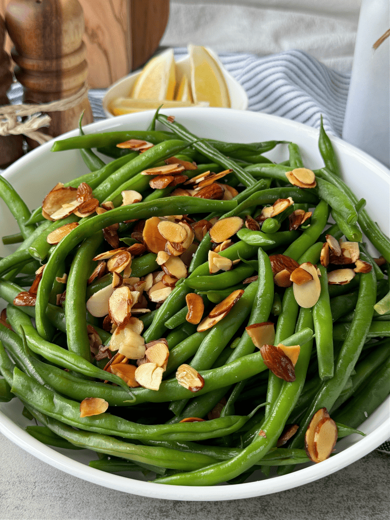 Easy Fresh Green Beans Recipe with Toasted Almonds