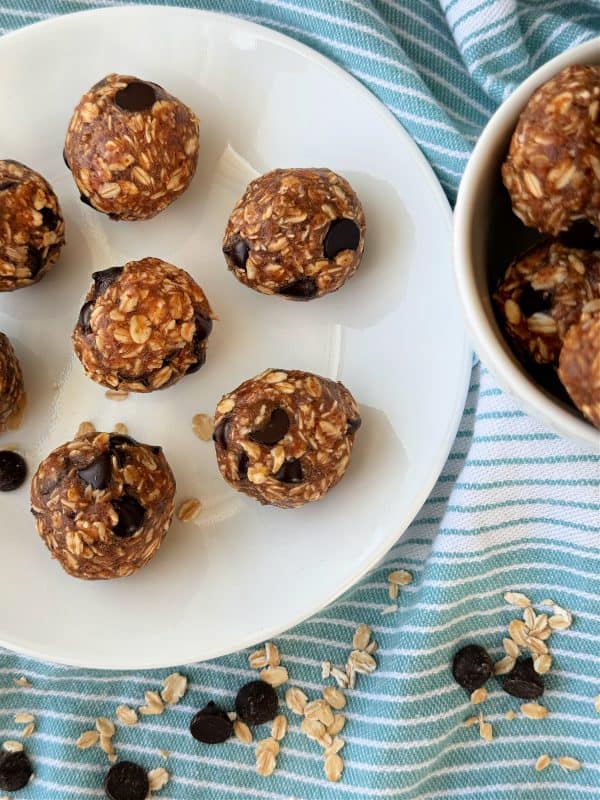 Healthy Protein Balls Recipe with Chocolate Chips