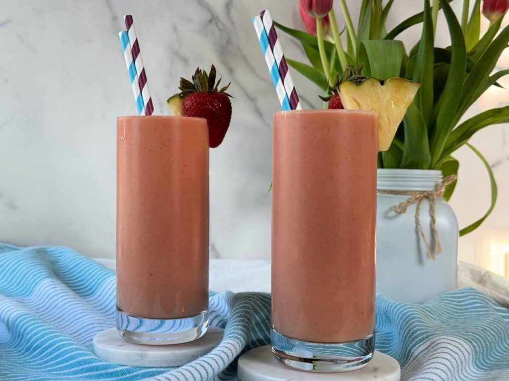 Strawberry Mango Pineapple Smoothie Recipe