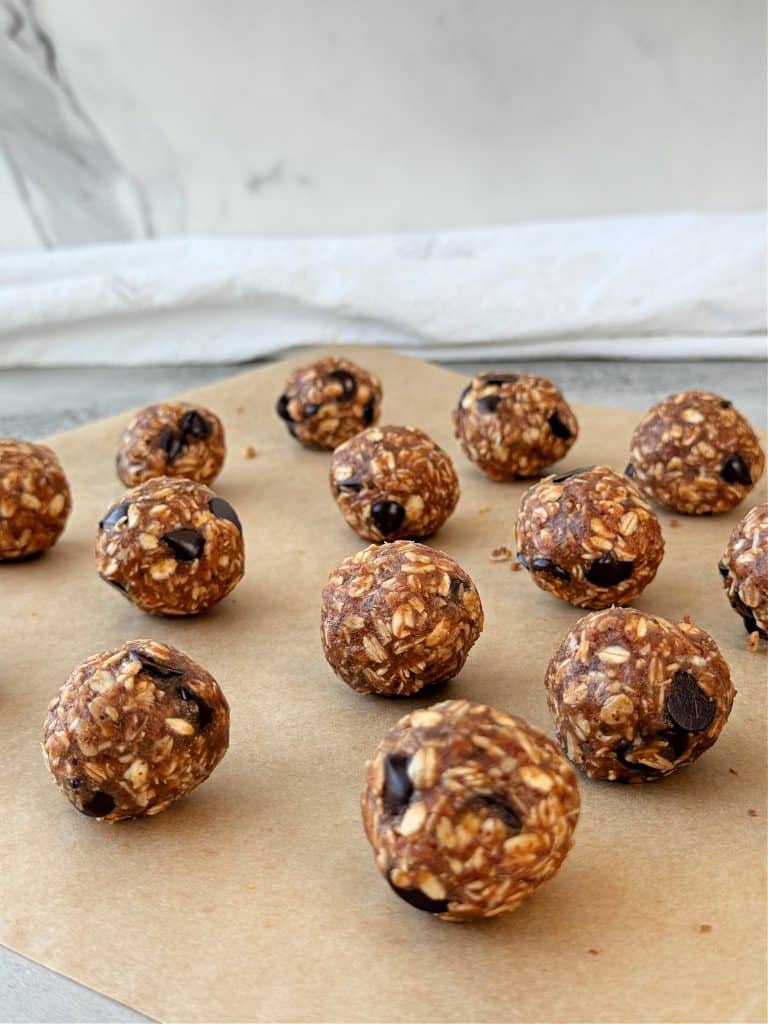 Healthy Protein Balls Recipe with Chocolate Chips