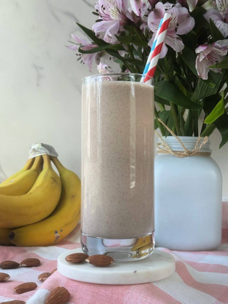 Easy Healthy Almond Banana Smoothie Recipe