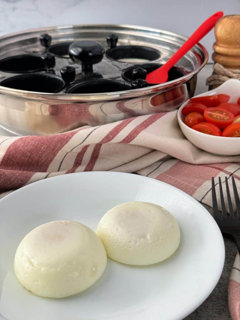 How to Use an Egg Poacher Pan